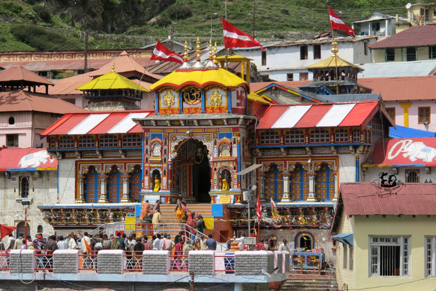 Temple Etiquette: 12 Tips on Visiting India's Holy Places - Richa Deo