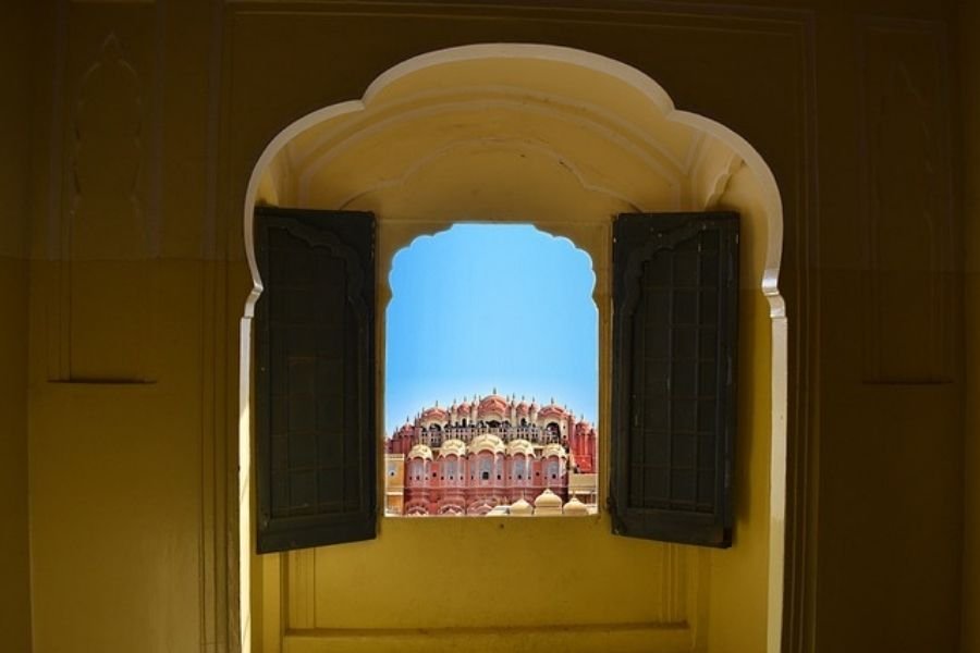 Why Hawa Mahal, the "Palace of Winds" in Jaipur is a must visit ...